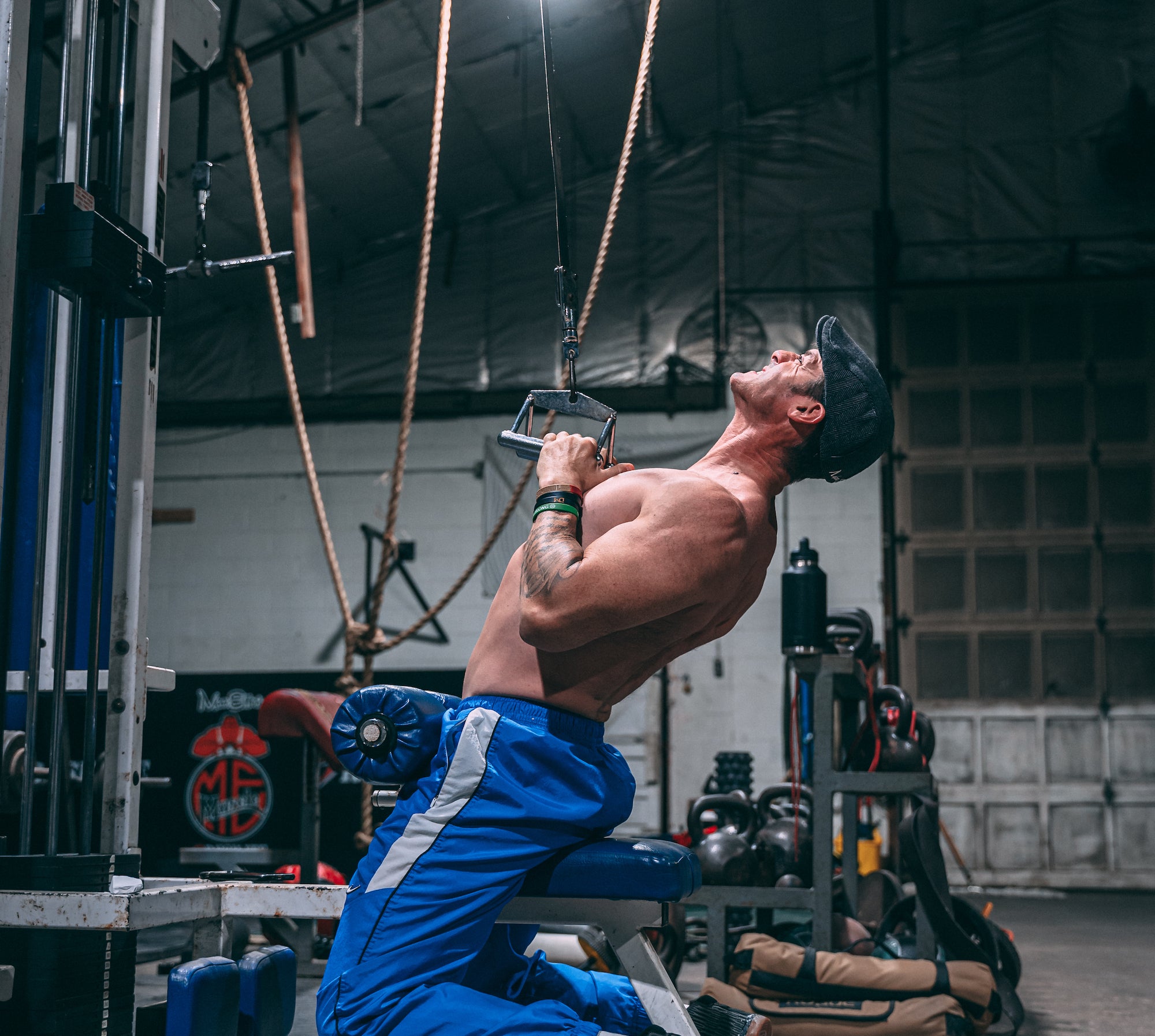 Back Gains Unlocked: Neutral Grip Pulldowns | MAX EFFORT MUSCLE SUPERS – Max Effort Muscle