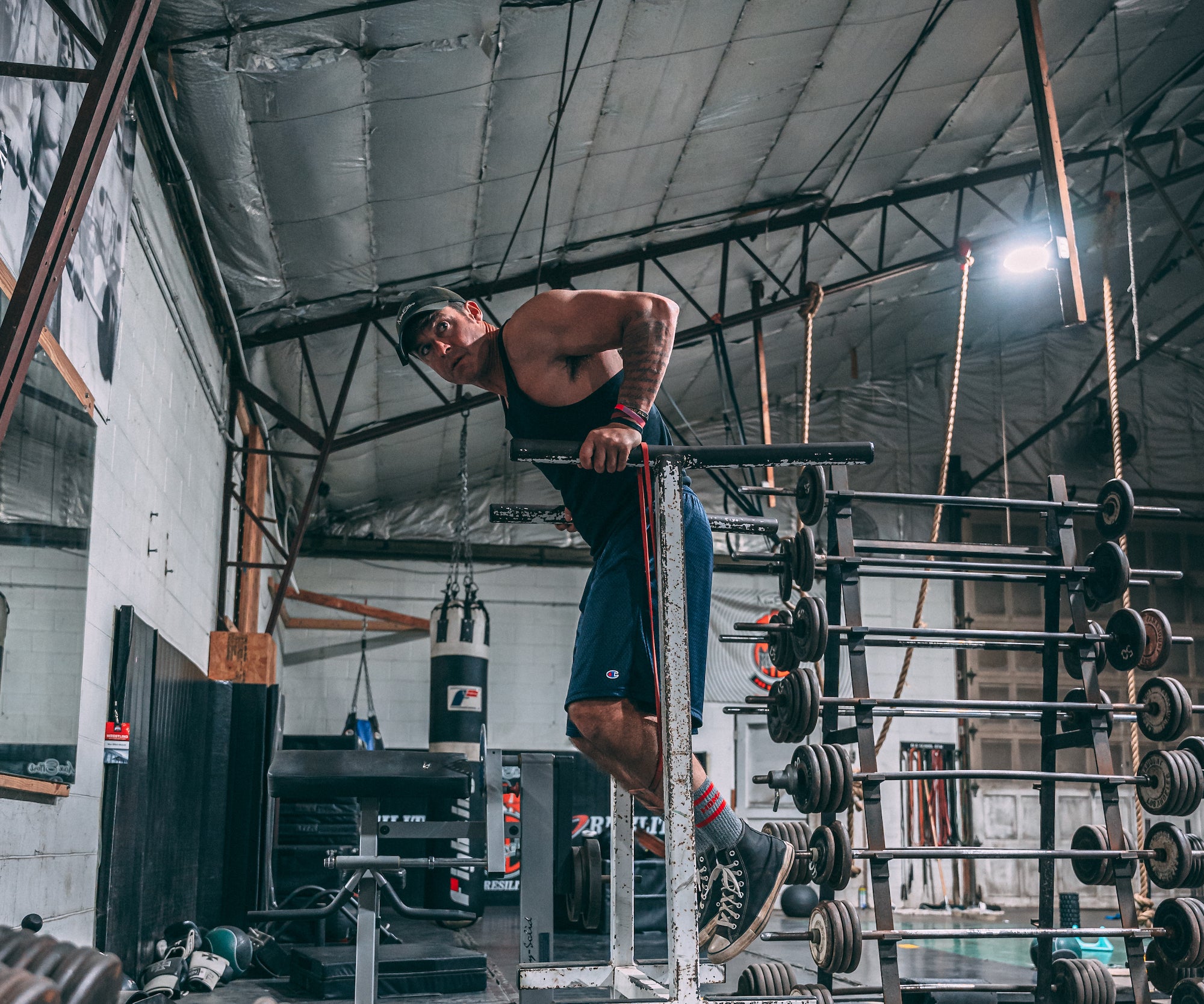 How to Scale Dips & Push-Ups for a Sick Pump – Max Effort Muscle