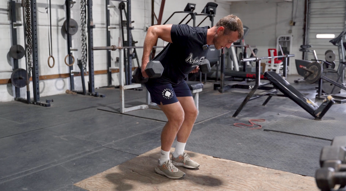 Blaze Through Leg Day Dumbbell Superset | MAX EFFORT MUSCLE SUPERSETS ...